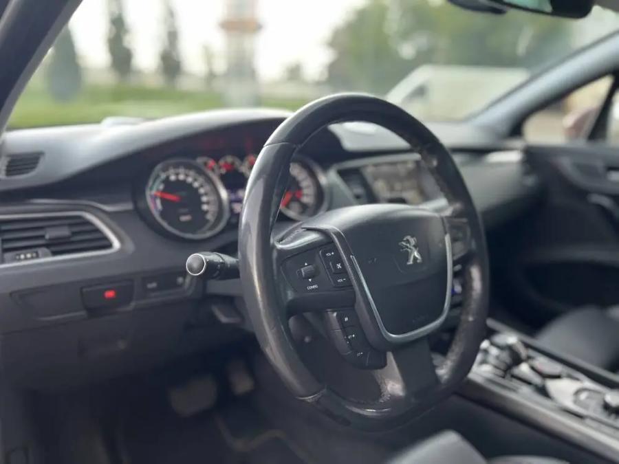 Brown Peugeot 508 2013 in Jekabpils, with an engine capacity of 2.00 L and mileage of 235 thousand km for 6900 €, photo 9 on AUTOMOTO.COM.LV