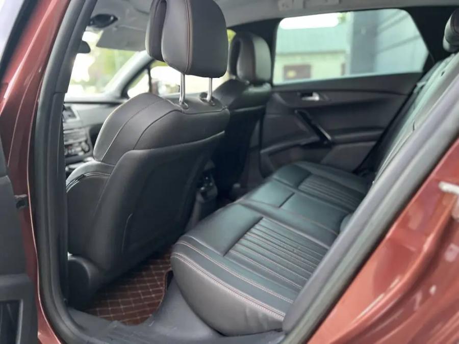 Brown Peugeot 508 2013 in Jekabpils, with an engine capacity of 2.00 L and mileage of 235 thousand km for 6900 €, photo 11 on AUTOMOTO.COM.LV