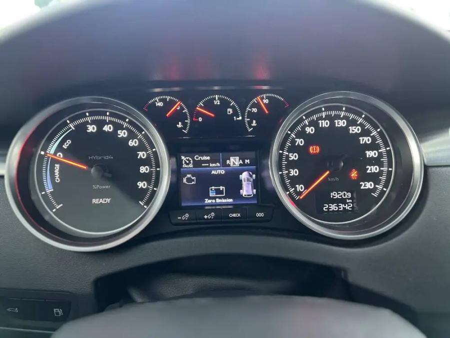 Brown Peugeot 508 2013 in Jekabpils, with an engine capacity of 2.00 L and mileage of 235 thousand km for 6900 €, photo 17 on AUTOMOTO.COM.LV