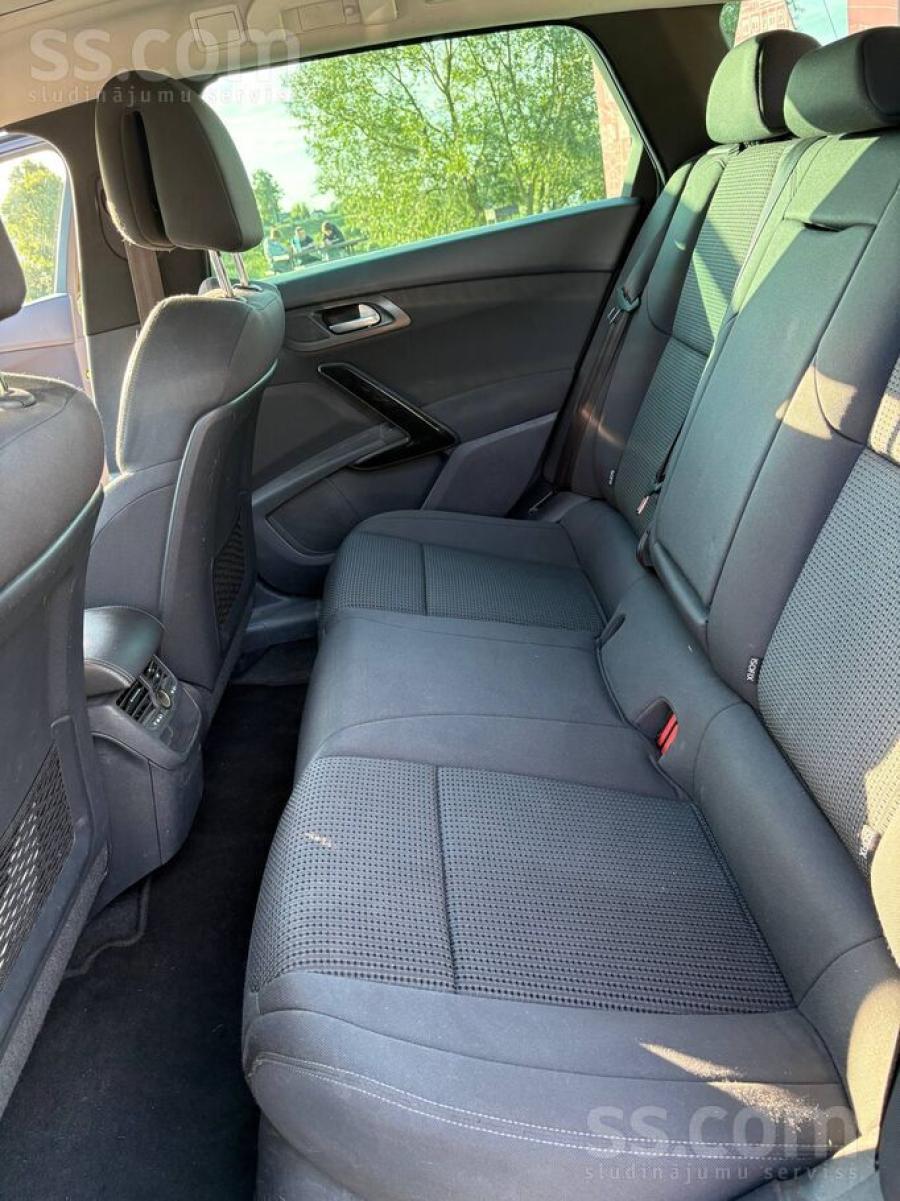 Brown Peugeot 508 2013 in Daugavpils, with an engine capacity of 1.60 L and mileage of 312 thousand km for 3850 €, photo 7 on AUTOMOTO.COM.LV