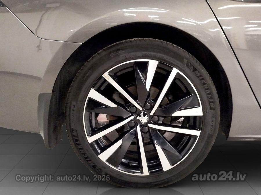 Grey Peugeot 508 2023 in Tallinn, with an engine capacity of 1.50 L and mileage of 57 thousand km for 22990 €, photo 10 on AUTOMOTO.COM.LV