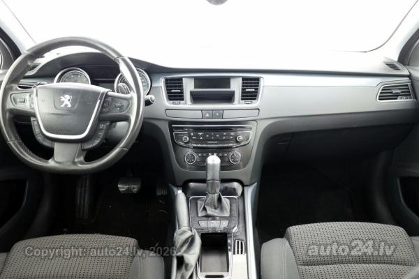 Pelēks Peugeot 508 2011 Tallina, ar dzinēja tilpumu 1.60 L un nobraukumu 214 tūkst. km par 899 €, foto 5 vietnē AUTOMOTO.COM.LV