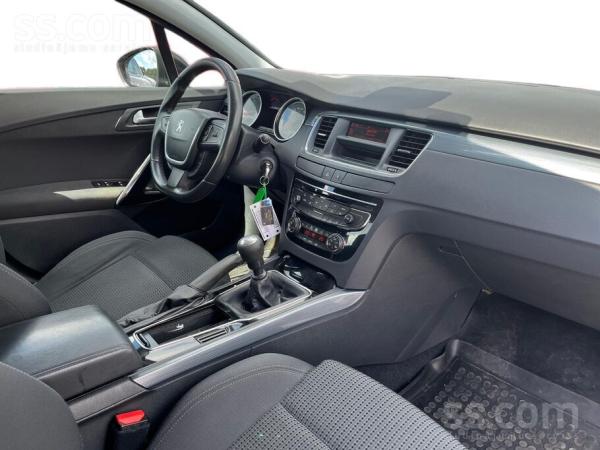 Grey Peugeot 508 2011 in Riga, with an engine capacity of 1.60 L and mileage of 324 thousand km for 1490 €, photo 6 on AUTOMOTO.COM.LV