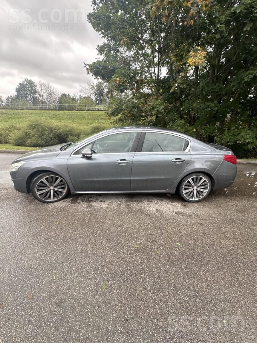 Pelēks Peugeot 508 2011 Jēkabpils, ar dzinēja tilpumu 2.20 L un nobraukumu 281 tūkst. km par 3700 €, foto 4 vietnē AUTOMOTO.COM.LV