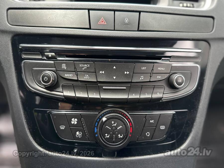 Pelēks Peugeot 508 2012 Tallina, ar dzinēja tilpumu 1.60 L un nobraukumu 200 tūkst. km par 1999 €, foto 12 vietnē AUTOMOTO.COM.LV