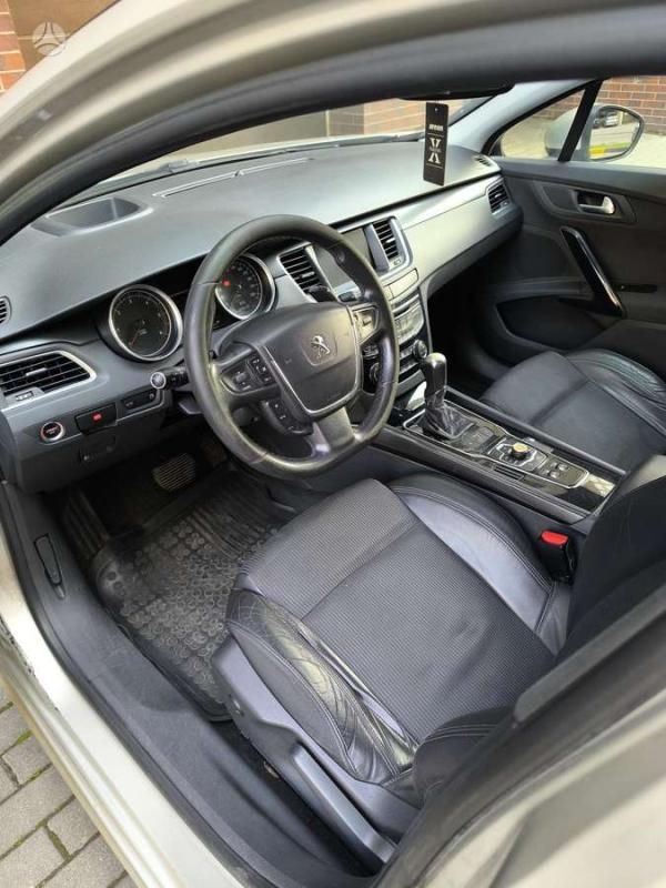 Grey Peugeot 508 2012 in Vilnius, with an engine capacity of 2.00 L and mileage of 299 thousand km for 2600 €, photo 5 on AUTOMOTO.COM.LV