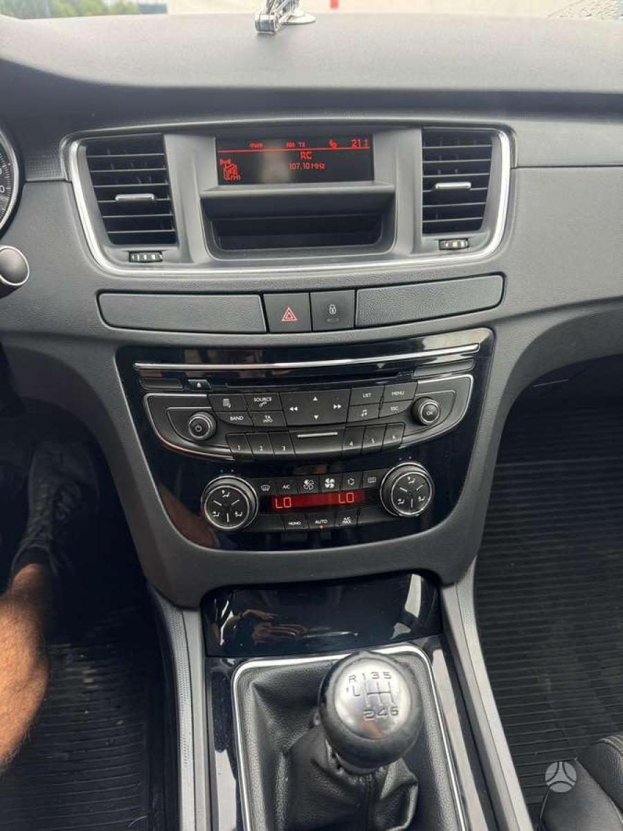 Pelēks Peugeot 508 2012 Kauņa, ar dzinēja tilpumu 1.60 L un nobraukumu 240 tūkst. km par 1600 €, foto 10 vietnē AUTOMOTO.COM.LV