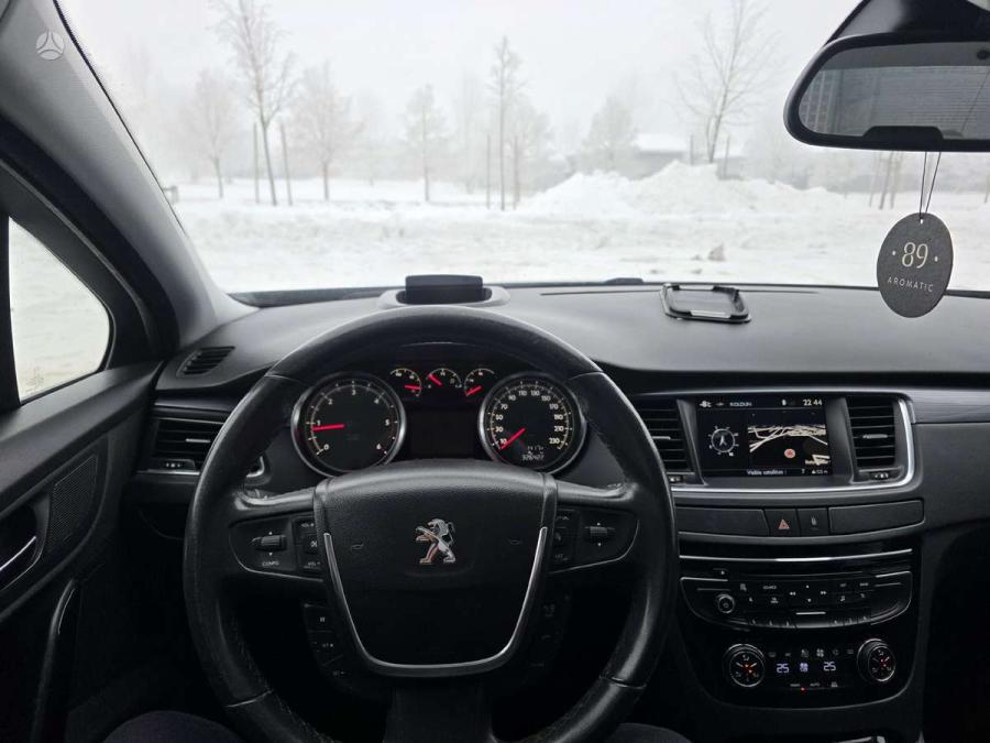 Grey Peugeot 508 2013 in Siauliai, with an engine capacity of 1.60 L and mileage of 300 thousand km for 2650 €, photo 14 on AUTOMOTO.COM.LV