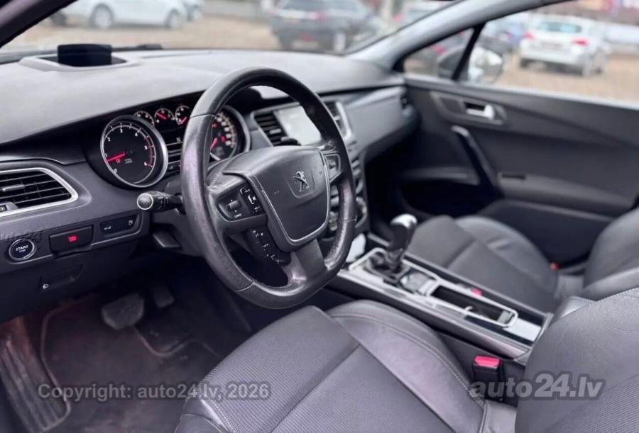 Pelēks Peugeot 508 2015 Tallina, ar dzinēja tilpumu 2.00 L un nobraukumu 165 tūkst. km par 7000 €, foto 6 vietnē AUTOMOTO.COM.LV