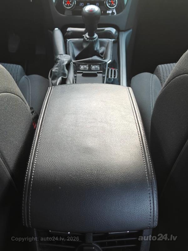 Grey Peugeot 508 2015 in Tallinn, with an engine capacity of 1.60 L and mileage of 216 thousand km for 4995 €, photo 6 on AUTOMOTO.COM.LV