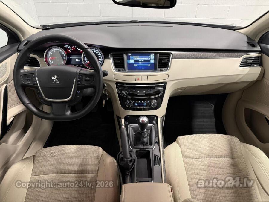 Pelēks Peugeot 508 2016 Tallina, ar dzinēja tilpumu 1.60 L un nobraukumu 110 tūkst. km par 7495 €, foto 21 vietnē AUTOMOTO.COM.LV