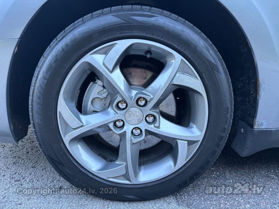Pelēks Peugeot 508 2017 Tallina, ar dzinēja tilpumu 1.60 L un nobraukumu 196 tūkst. km par 6500 €, foto 25 vietnē AUTOMOTO.COM.LV