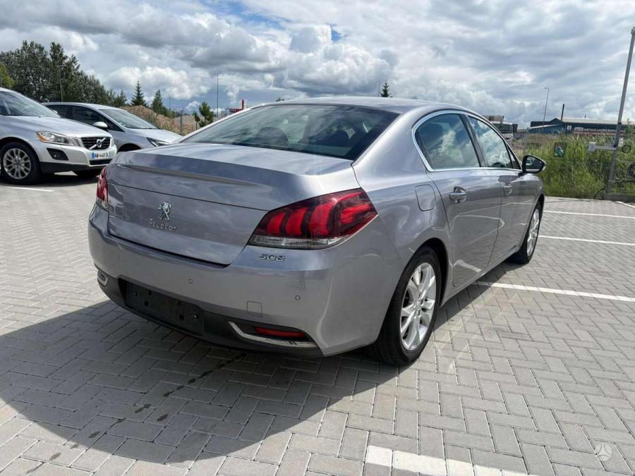 Grey Peugeot 508 2018 in Taurage, with an engine capacity of 1.60 L and mileage of 195 thousand km for 6600 €, photo 6 on AUTOMOTO.COM.LV