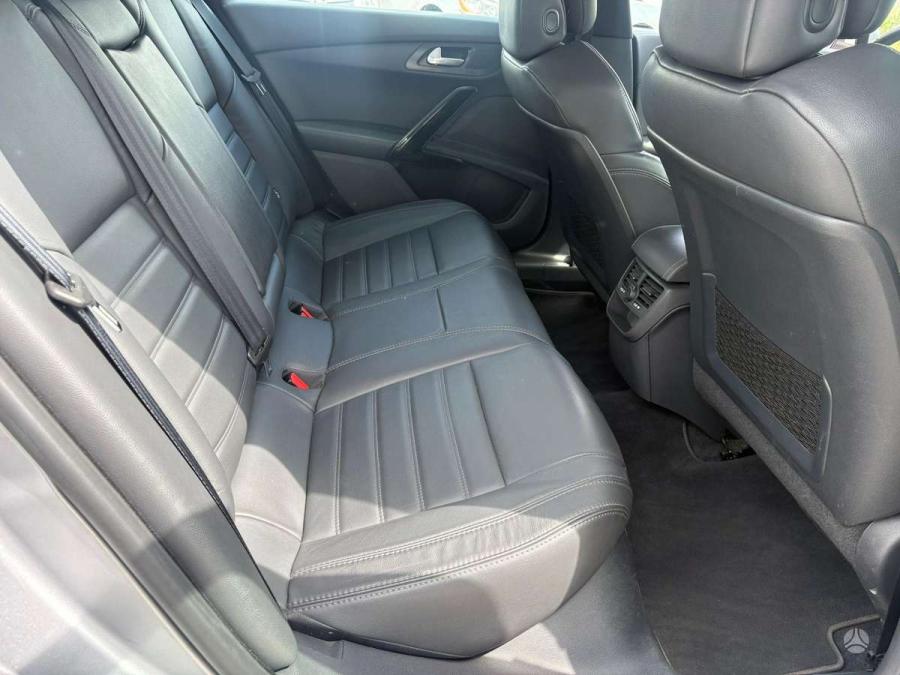 Grey Peugeot 508 2018 in Taurage, with an engine capacity of 1.60 L and mileage of 195 thousand km for 6600 €, photo 15 on AUTOMOTO.COM.LV