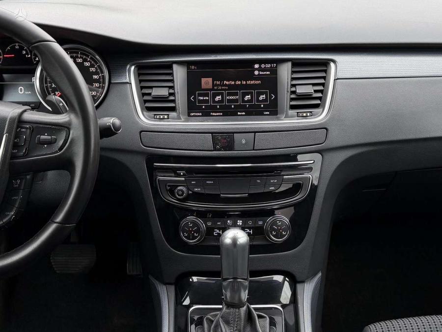 Pelēks Peugeot 508 2018 Viļņa, ar dzinēja tilpumu 1.56 L un nobraukumu 298 tūkst. km par 4950 €, foto 21 vietnē AUTOMOTO.COM.LV