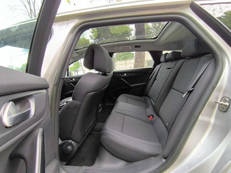 Pelēks Peugeot 508 2012 Raseiniai, ar dzinēja tilpumu 2.00 L un nobraukumu 216 tūkst. km par 4350 €, foto 18 vietnē AUTOMOTO.COM.LV