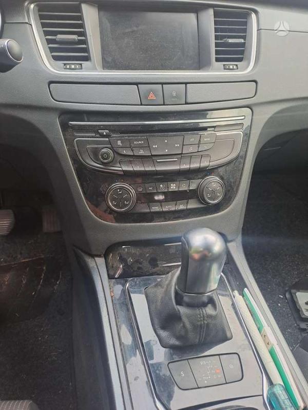 Grey Peugeot 508 2012 in Klaipeda, with an engine capacity of 2.00 L and mileage of 320 thousand km for 1200 €, photo 8 on AUTOMOTO.COM.LV