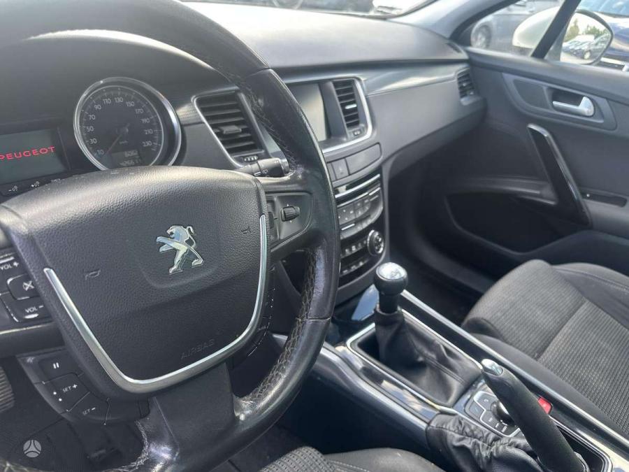 Grey Peugeot 508 2013 in Ukmerge, with an engine capacity of 1.56 L and mileage of 260 thousand km for 2750 €, photo 8 on AUTOMOTO.COM.LV