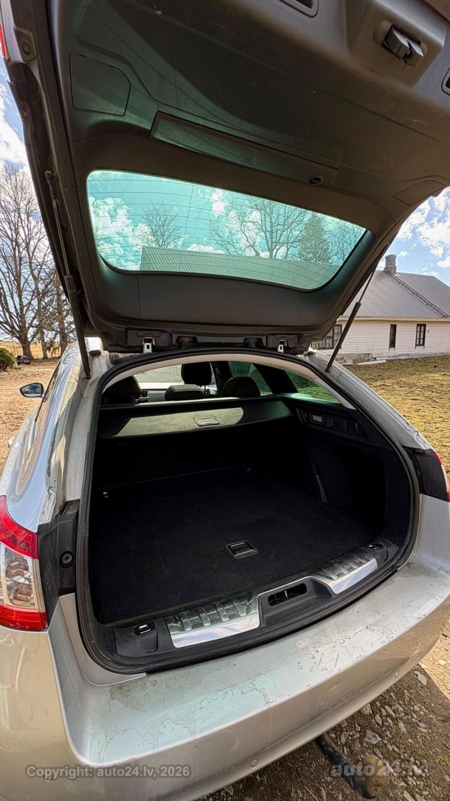 Grey Peugeot 508 2014 in Paide, with an engine capacity of 2.00 L and mileage of 325 thousand km for 5000 €, photo 15 on AUTOMOTO.COM.LV