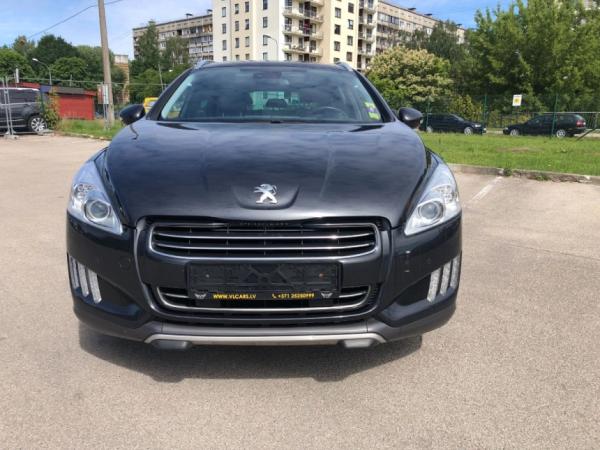 Grey Peugeot 508 2014 in Riga, with an engine capacity of 2.00 L and mileage of 240 thousand km for 8950 €, photo 5 on AUTOMOTO.COM.LV