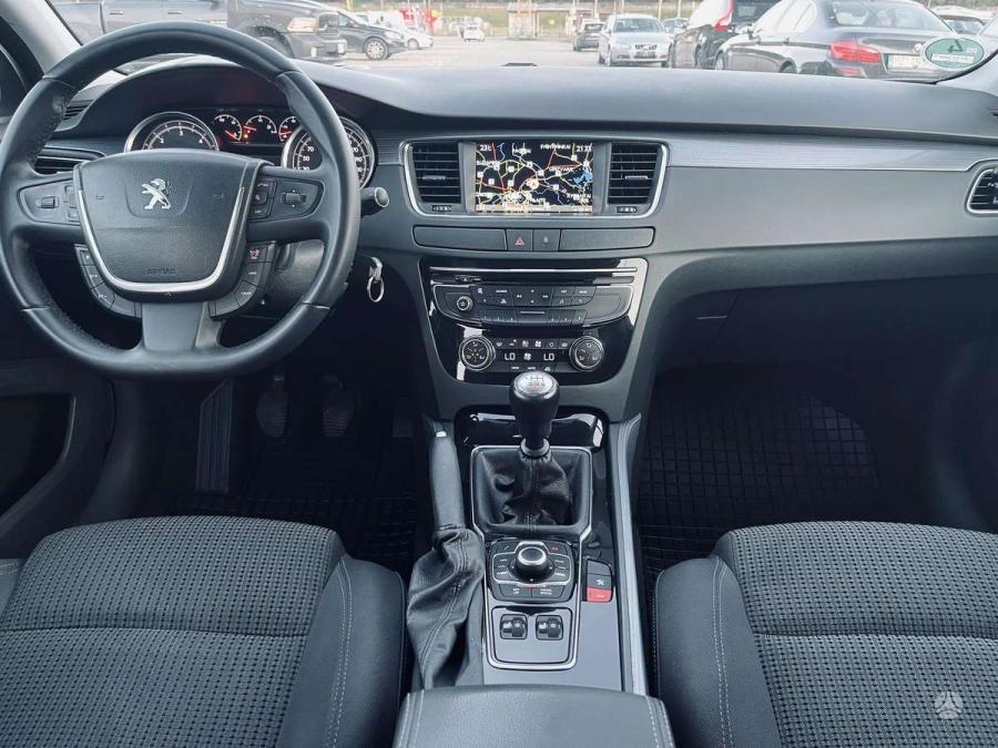 Grey Peugeot 508 2014 in Vilnius, with an engine capacity of 2.00 L and mileage of 292 thousand km for 3850 €, photo 10 on AUTOMOTO.COM.LV