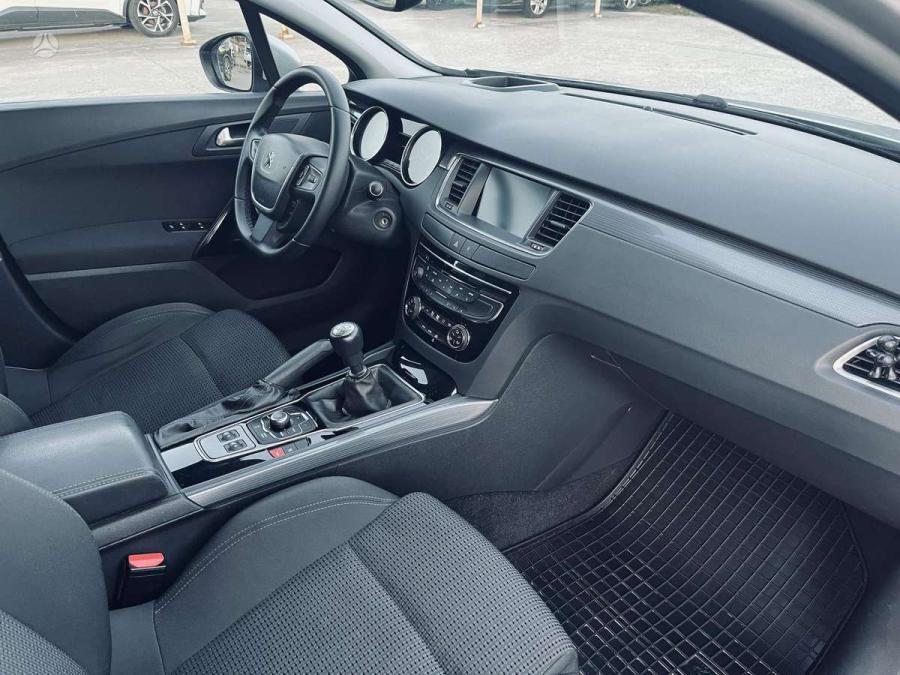 Grey Peugeot 508 2014 in Vilnius, with an engine capacity of 2.00 L and mileage of 292 thousand km for 3850 €, photo 13 on AUTOMOTO.COM.LV