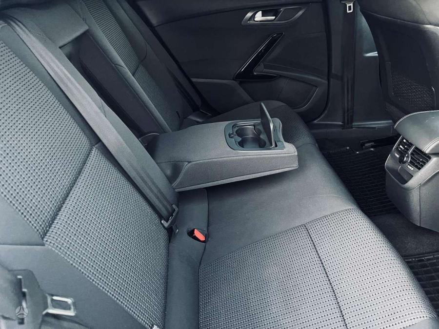 Grey Peugeot 508 2014 in Vilnius, with an engine capacity of 2.00 L and mileage of 292 thousand km for 3850 €, photo 18 on AUTOMOTO.COM.LV