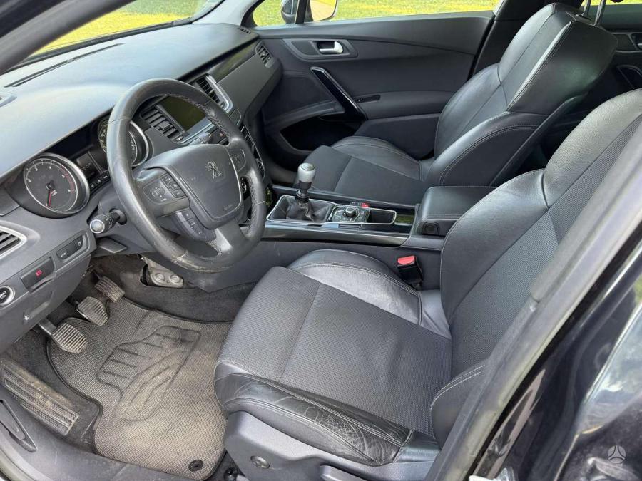 Pelēks Peugeot 508 2014 Tauragė, ar dzinēja tilpumu 2.00 L un nobraukumu 289 tūkst. km par 3200 €, foto 9 vietnē AUTOMOTO.COM.LV