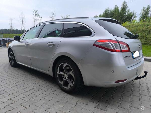 Пежо 508 2015 в Вильнюс на AUTOMOTO.COM.LV Серый Пежо 508 2015 в Вильнюс, объемом двигателя 2.00 л и пробегом 273 тыс. км за 5800 €, фото 4 на AUTOMOTO.COM.LV