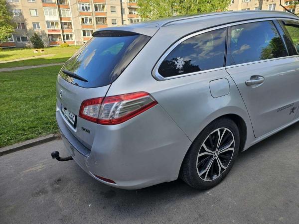 Пежо 508 2015 в Шяуляй на AUTOMOTO.COM.LV Серый Пежо 508 2015 в Шяуляй, объемом двигателя 2.00 л и пробегом 305 тыс. км за 5500 €, фото 7 на AUTOMOTO.COM.LV