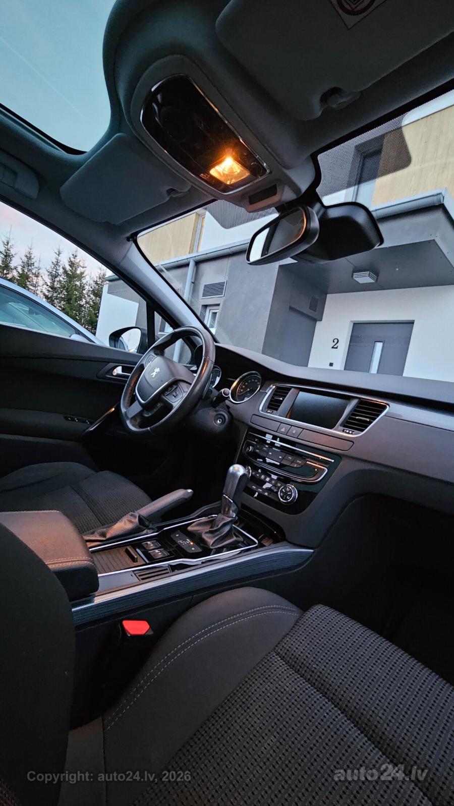 Grey Peugeot 508 2016 in Tallinn, with an engine capacity of 1.60 L and mileage of 155 thousand km for 5900 €, photo 6 on AUTOMOTO.COM.LV
