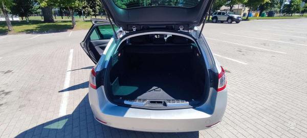 Pelēks Peugeot 508 2016 Tauragė, ar dzinēja tilpumu 2.00 L un nobraukumu 330 tūkst. km par 5200 €, foto 8 vietnē AUTOMOTO.COM.LV