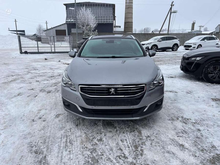 Grey Peugeot 508 2017 in Taurage, with an engine capacity of 2.00 L and mileage of 220 thousand km for 5500 €, photo 4 on AUTOMOTO.COM.LV