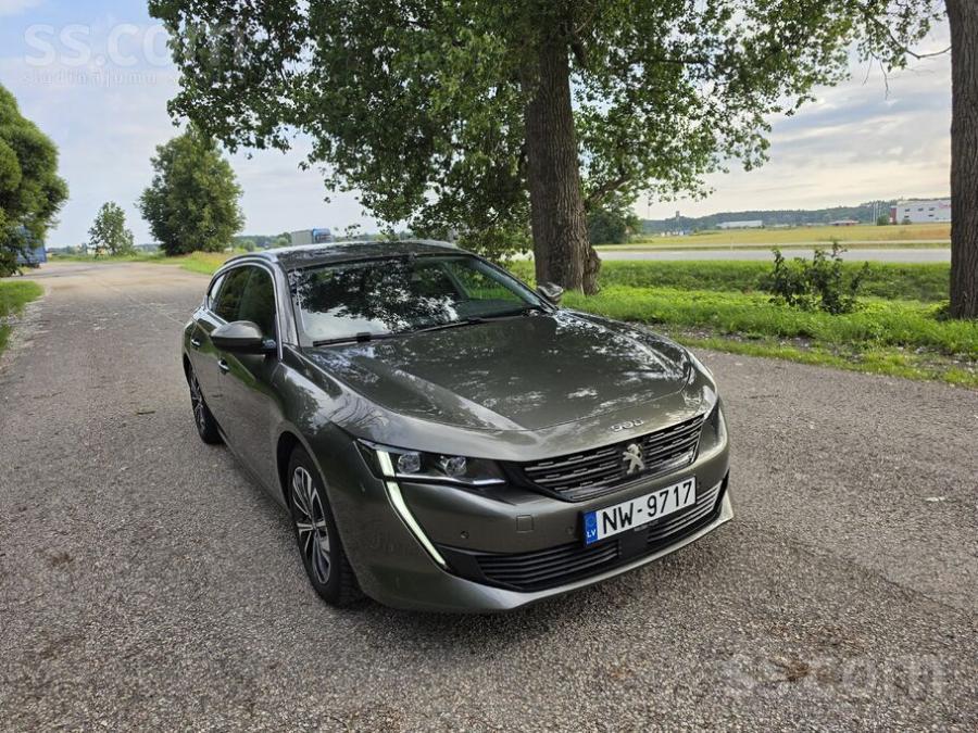Grey Peugeot 508 2019 in Riga, with an engine capacity of 1.50 L and mileage of 158 thousand km for 14600 €, photo 1 on AUTOMOTO.COM.LV