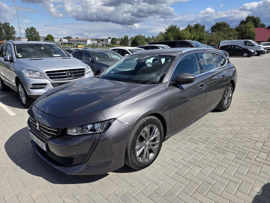 Grey Peugeot 508 2020 in Taurage, with an engine capacity of 1.50 L and mileage of 236 thousand km for 10300 €, photo 4 on AUTOMOTO.COM.LV