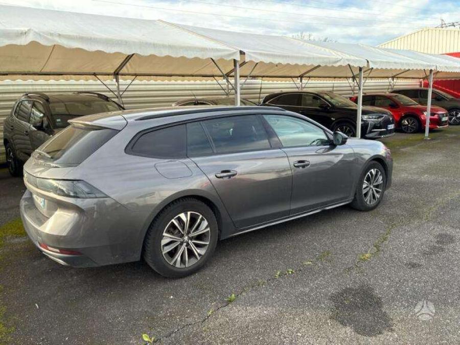 Grey Peugeot 508 2021 in Taurage, with an engine capacity of 1.50 L and mileage of 267 thousand km for 10200 €, photo 2 on AUTOMOTO.COM.LV
