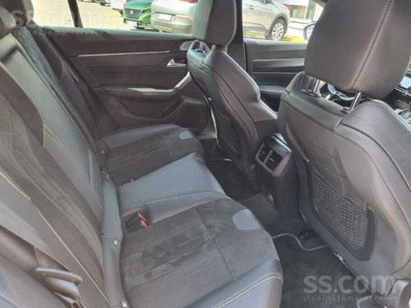 Grey Peugeot 508 2021 in Riga, with an engine capacity of 1.60 L and mileage of 108 thousand km for 21700 €, photo 10 on AUTOMOTO.COM.LV