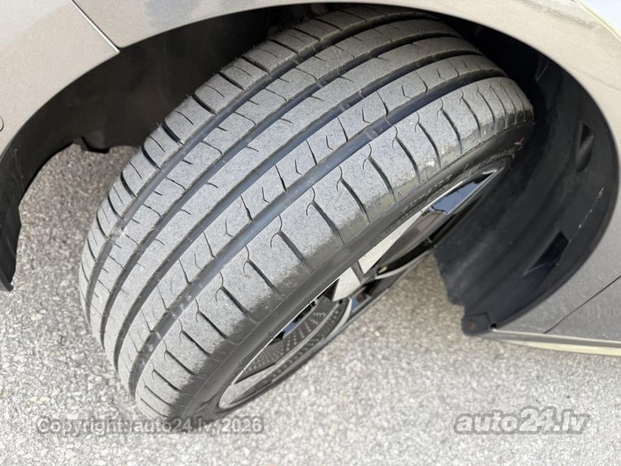 Grey Peugeot 508 2022 in Tartu, with an engine capacity of 1.50 L and mileage of 134 thousand km for 16999 €, photo 6 on AUTOMOTO.COM.LV