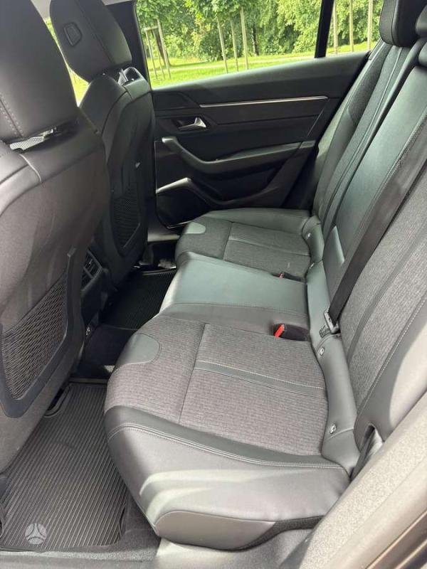 Grey Peugeot 508 2022 in Taurage, with an engine capacity of 1.50 L and mileage of 247 thousand km for 11000 €, photo 8 on AUTOMOTO.COM.LV