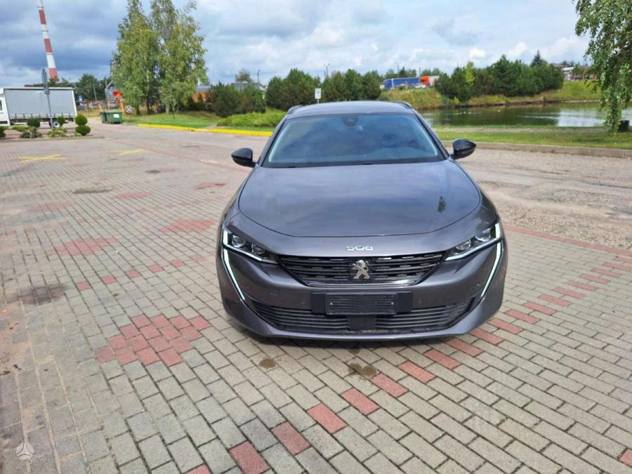 Серый Пежо 508 2022 в Вильнюс, объемом двигателя 1.50 л и пробегом 146 тыс. км за 12650 €, фото 4 на AUTOMOTO.COM.LV