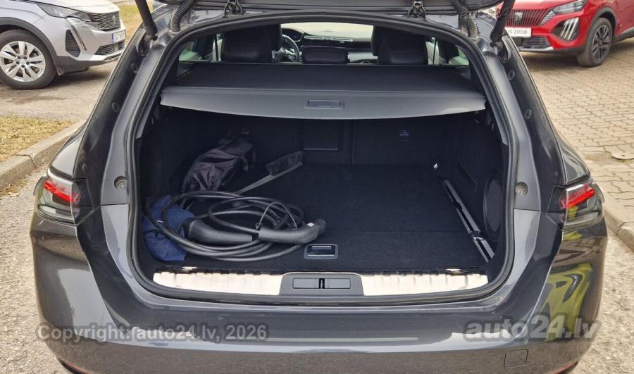 Grey Peugeot 508 2023 in Parnu, with an engine capacity of 1.60 L and mileage of 27 thousand km for 32900 €, photo 10 on AUTOMOTO.COM.LV