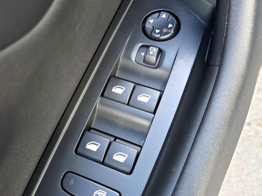 Pelēks Peugeot 508 2023 Tauragė, ar dzinēja tilpumu 1.50 L un nobraukumu 165 tūkst. km par 16000 €, foto 46 vietnē AUTOMOTO.COM.LV