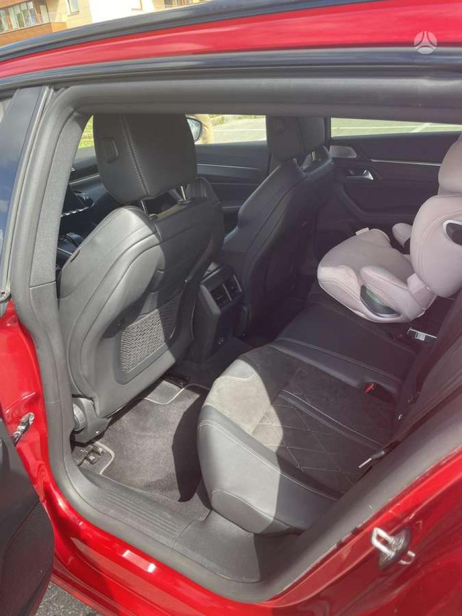 Sarkans Peugeot 508 2021 Kauņa, ar dzinēja tilpumu 1.50 L un nobraukumu 185 tūkst. km par 16600 €, foto 24 vietnē AUTOMOTO.COM.LV
