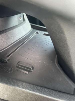 Sarkans Peugeot 508 2021 Kauņa, ar dzinēja tilpumu 1.50 L un nobraukumu 185 tūkst. km par 16600 €, foto 30 vietnē AUTOMOTO.COM.LV