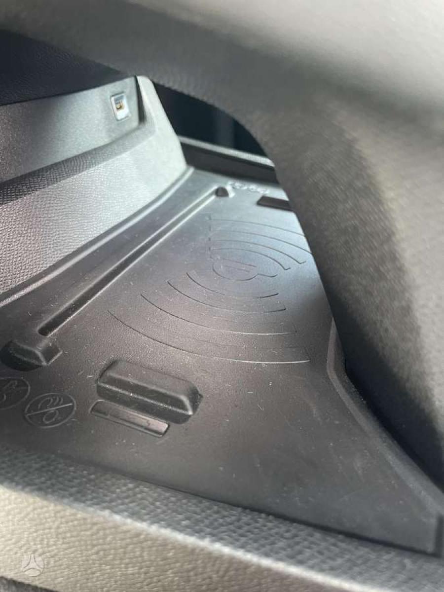 Sarkans Peugeot 508 2021 Kauņa, ar dzinēja tilpumu 1.50 L un nobraukumu 185 tūkst. km par 16600 €, foto 30 vietnē AUTOMOTO.COM.LV