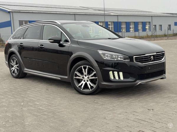 Black Peugeot 508 RXH 2014 in Taurage, with an engine capacity of 2.00 L and mileage of 265 thousand km for 5999 €, photo 3 on AUTOMOTO.COM.LV