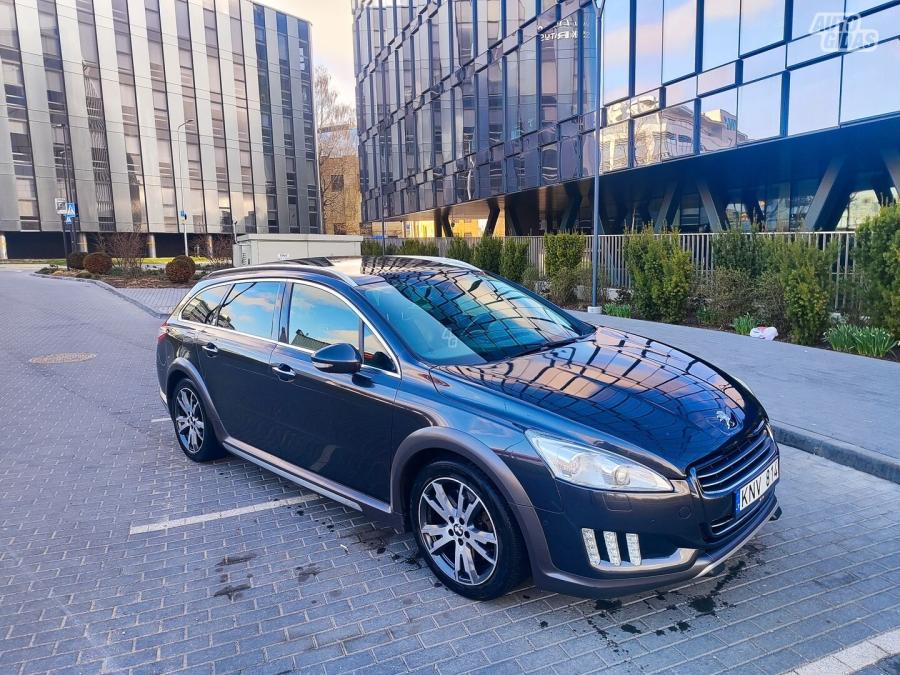 Black Peugeot 508 RXH 2014 in Vilnius, with an engine capacity of 2.00 L and mileage of 270 thousand km for 4200 €, photo 10 on AUTOMOTO.COM.LV
