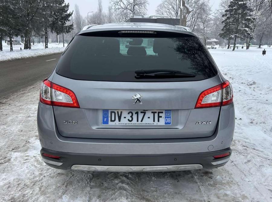 Pelēks Peugeot 508 RXH 2015 Tauragė, ar dzinēja tilpumu 2.00 L un nobraukumu 217 tūkst. km par 7500 €, foto 3 vietnē AUTOMOTO.COM.LV