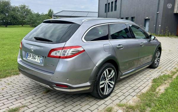 Grey Peugeot 508 RXH 2017 in Taurage, with an engine capacity of 2.00 L and mileage of 217 thousand km for 6900 €, photo 4 on AUTOMOTO.COM.LV