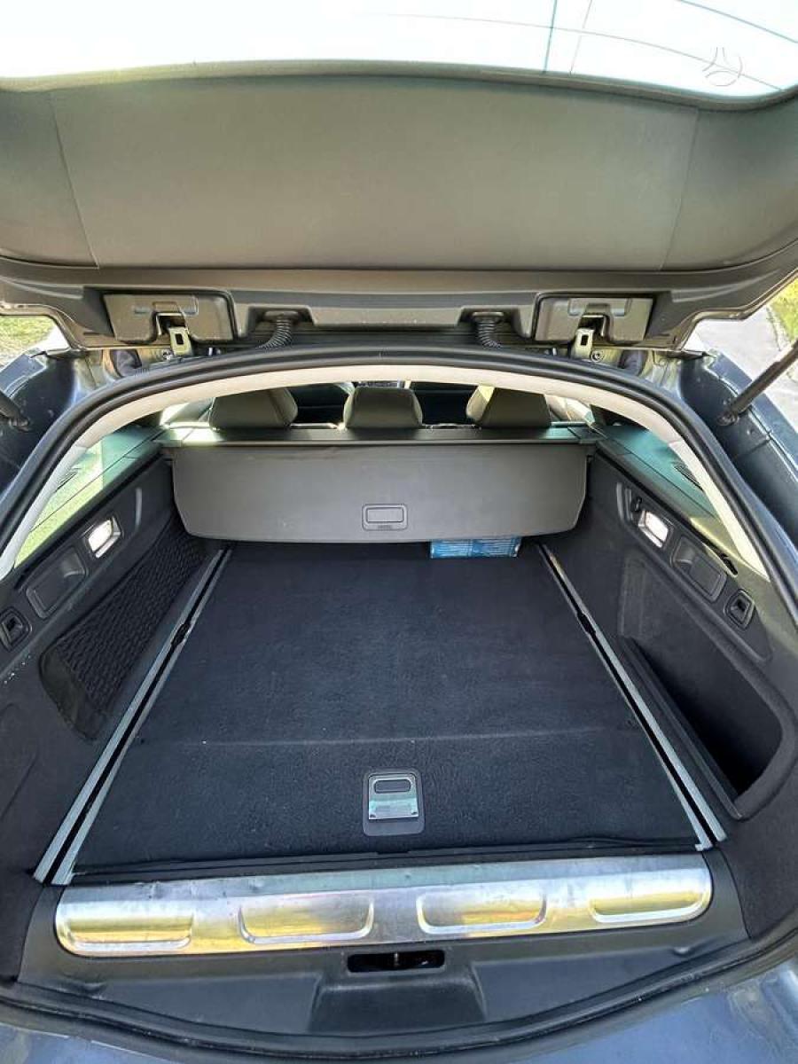 Grey Peugeot 508 RXH 2012 in Vilnius, with an engine capacity of 0.00 L and mileage of 287 thousand km for 6200 €, photo 11 on AUTOMOTO.COM.LV